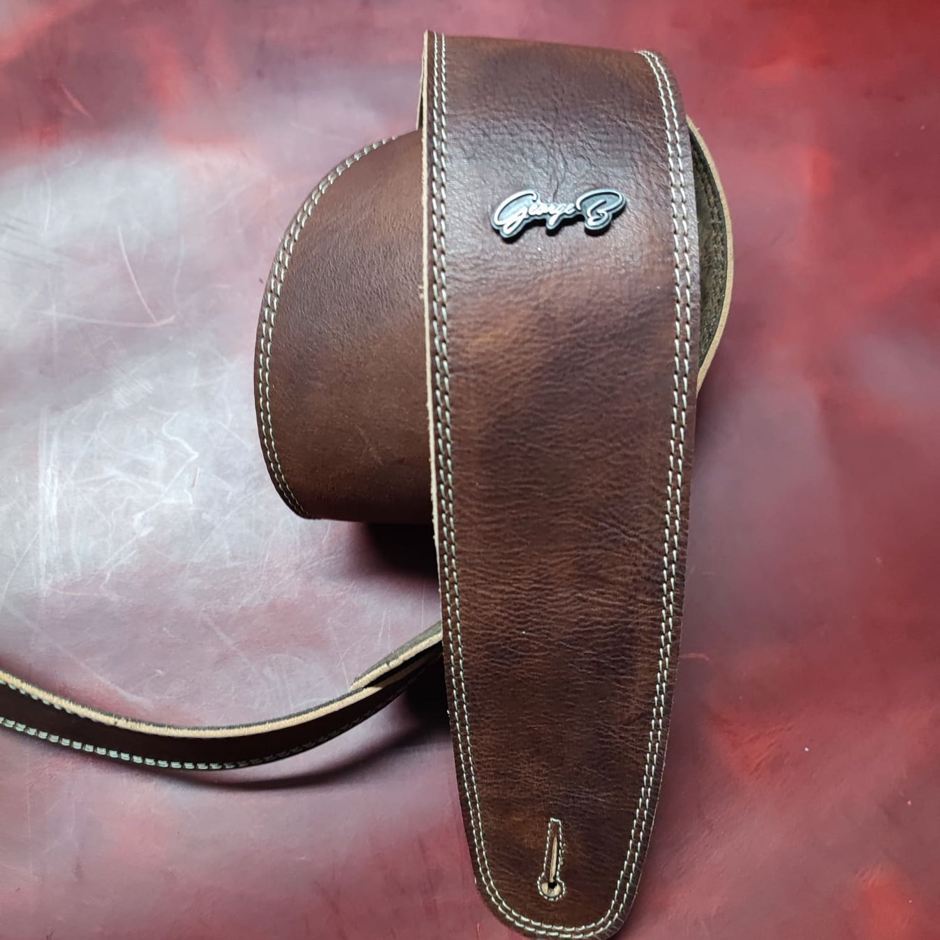 Correia Guitarra Basic | Pele Bovina Confortável e Discreta | Qualidade ...